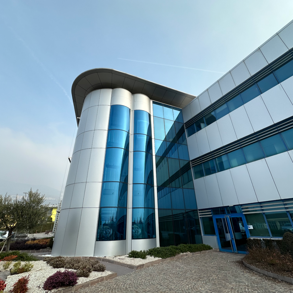 From vision to innovation: a journey between Open Facility, IPCEI and Chips Act - FBK: SD